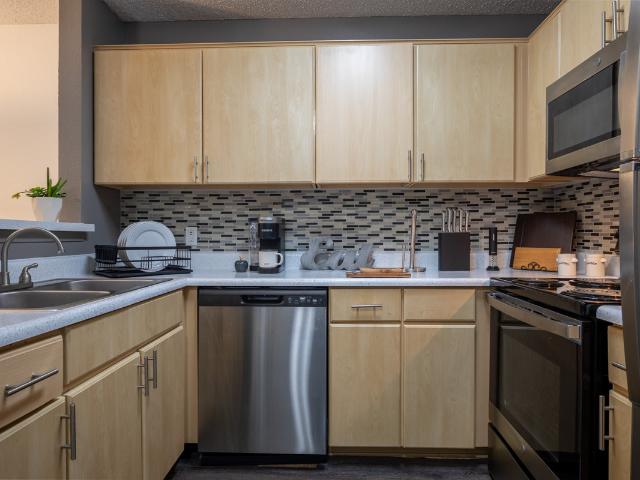 2 BR, 2 BA Apartment 1800 Fuller Wiser Road Unit 11 1115, Euless, TX 76039