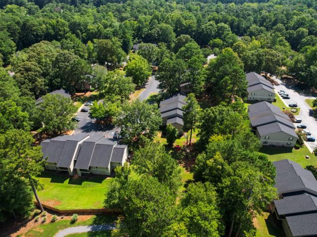2 BR, 2 BA Apartment 1800 Wesleyan Drive Unit 080, Macon, GA 31210