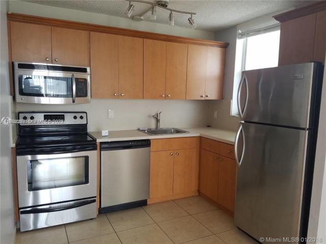2 BR, 2 BA Apartment 1801 South Treasure Drive, North Bay Village, FL 33141