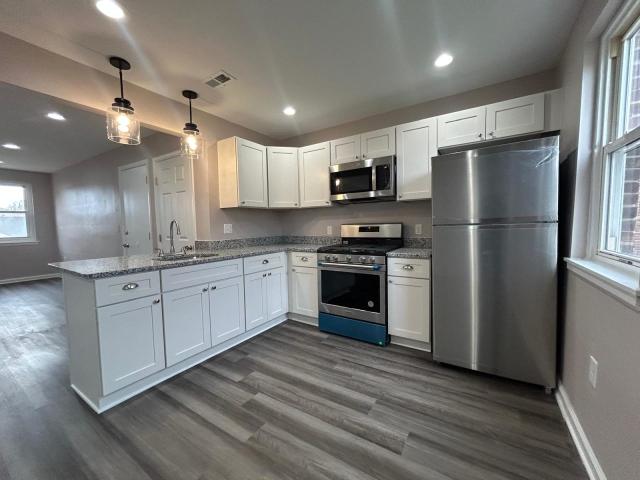 2 BR, 2 BA Apartment 1806 Ramblewood Rd Unit 1806 Ramblewood Rd A, Baltimore, MD 21239
