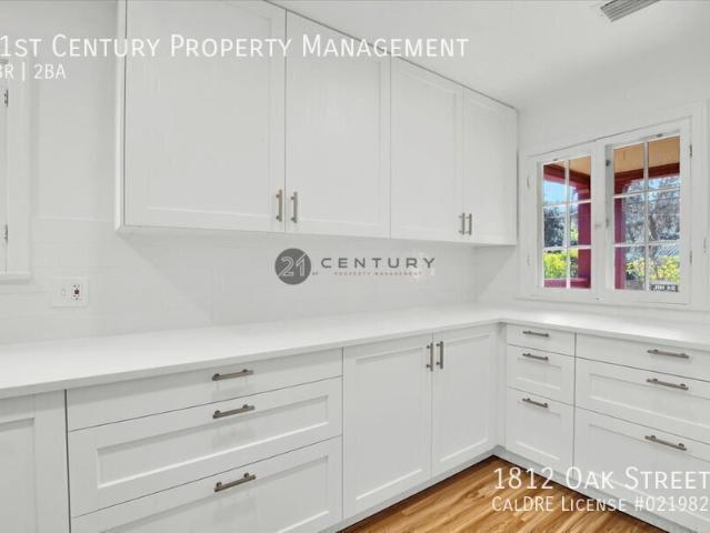 2 BR, 2 BA Apartment 1812 Oak Street, South Pasadena, CA 91030