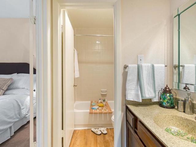 2 BR, 2 BA Apartment 1822 Barker Cypress Road Unit 2710, Houston, TX 77084