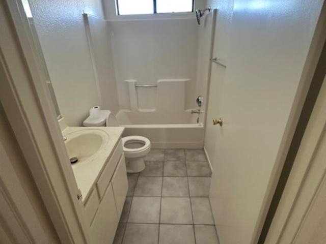 2 BR, 2 BA Apartment 1828 East Avenue J 9, Unit Leanora Mcgee, Lancaster, CA 93535