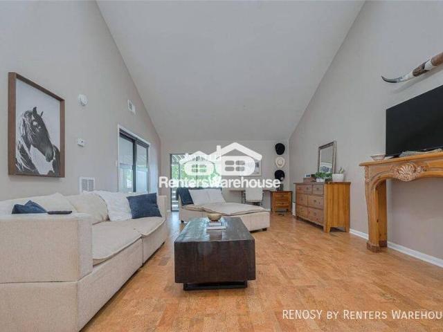 2 BR, 2 BA Apartment 182 April Point Dr N, Montgomery, TX 77356