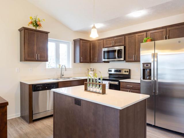 2 BR, 2 BA Apartment 182 Redon Circle, Webster, NY 14580
