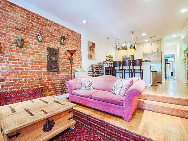 2 BR, 2 BA Apartment 1831 1st St NW, Washington, DC 20001