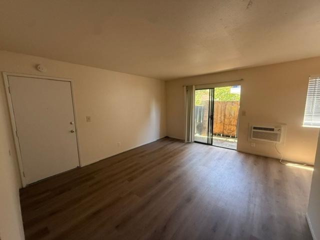 2 BR, 2 BA Apartment 1835 Robin Ln, Concord, CA 94520