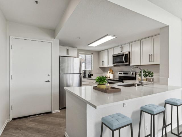 2 BR, 2 BA Apartment 1850 Whittier Avenue Unit E 303, Costa Mesa, CA 92627