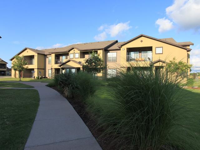 2 BR, 2 BA Apartment 18630 State Highway 274 Unit 12 1208, Kemp, TX 75143