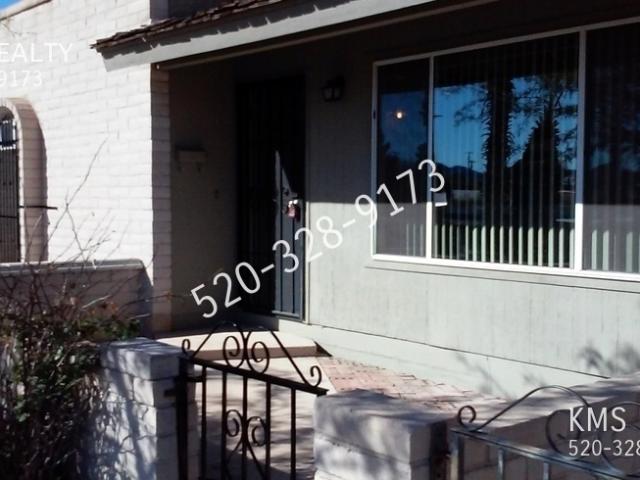 2 BR, 2 BA Apartment 1866 West Caravelle Road, Tucson, AZ 85713