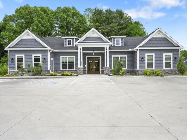 2 BR, 2 BA Apartment 1870 Akron Peninsula Road Unit 1854, Akron, OH 44313