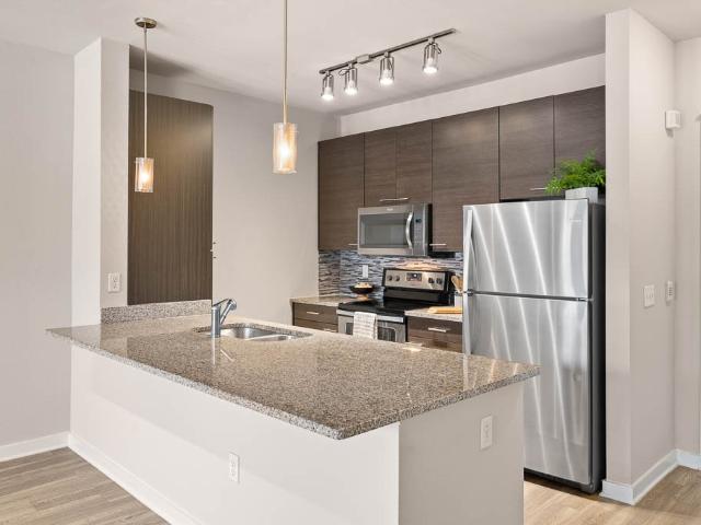 2 BR, 2 BA Apartment 18833 Town Ridge Lane Unit 00 2410, Webster, TX 77598