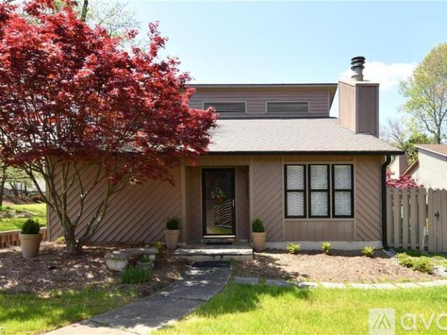 2 BR, 2 BA Apartment 1896 Stonewood Drive Southwest, Winston Salem, NC 27103