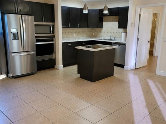 2 BR, 2 BA Apartment 18 Crossings Cir, Unit F, Boynton Beach, FL 33435