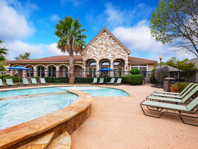 2 BR, 2 BA Apartment 1900 Walnut Street Unit 1605, Bastrop, TX 78602