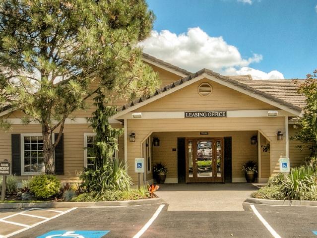 2 BR, 2 BA Apartment 1902 A St SE Unit C101, Auburn, WA 98002