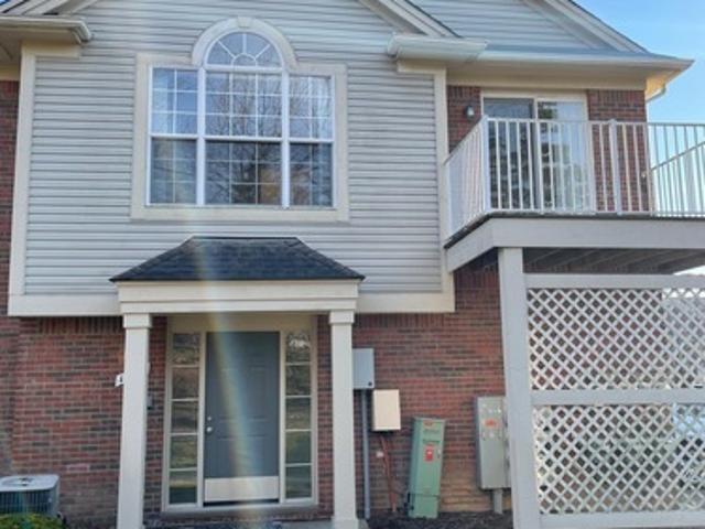 2 BR, 2 BA Apartment 1906 Flagstone Circle, Unit 1, Rochester, MI 48307