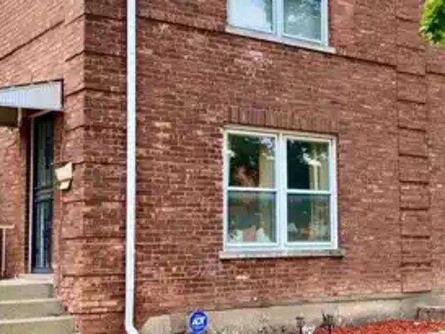 2 BR, 2 BA Apartment 1906 N Nashville Ave, Chicago, IL 60707