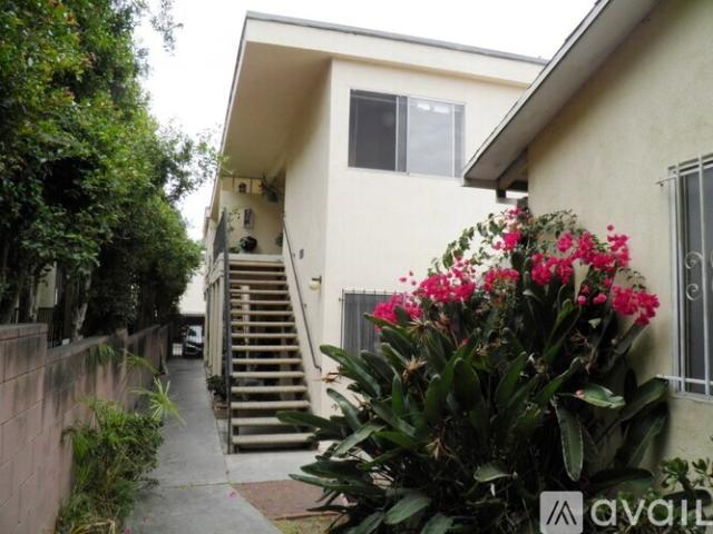 2 BR, 2 BA Apartment 1908 11 Th St, Unit 5, Santa Monica, CA 90404