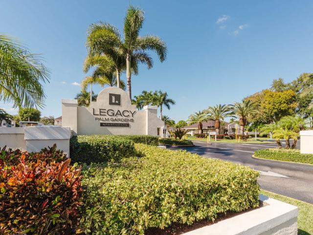 2 BR, 2 BA Apartment 19098 NW 57th Ave Unit 50 206, Hialeah, FL 33015