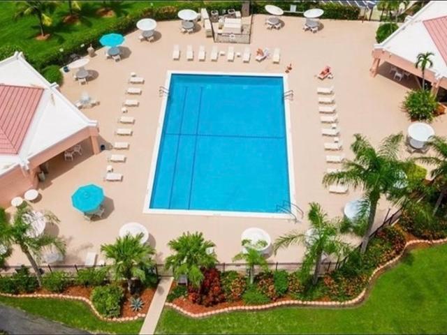 2 BR, 2 BA Apartment 190 Turtle Lake Court, Unit 202, Naples, FL 34105