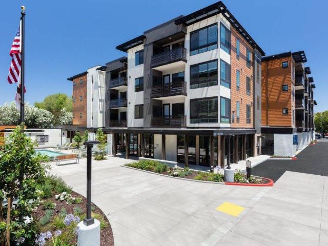 2 BR, 2 BA Apartment 190 North Winchester Boulevard Unit B1U309, Santa Clara, CA 95050