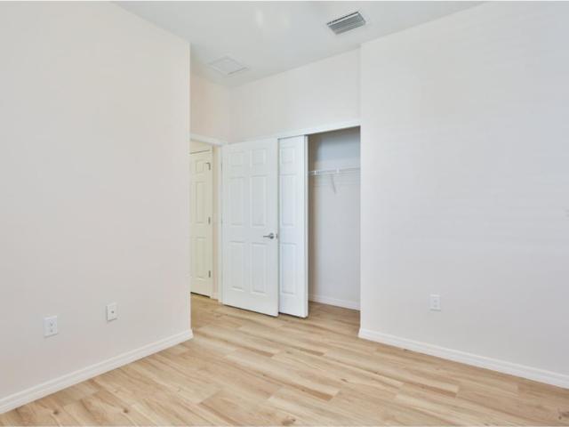 2 BR, 2 BA Apartment 19108 Lappacio Street, Venice, FL 34293