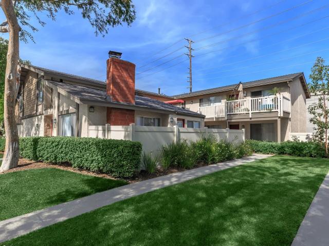 2 BR, 2 BA Apartment 1918 East Vanowen Avenue Unit 21D, Orange, CA 92867