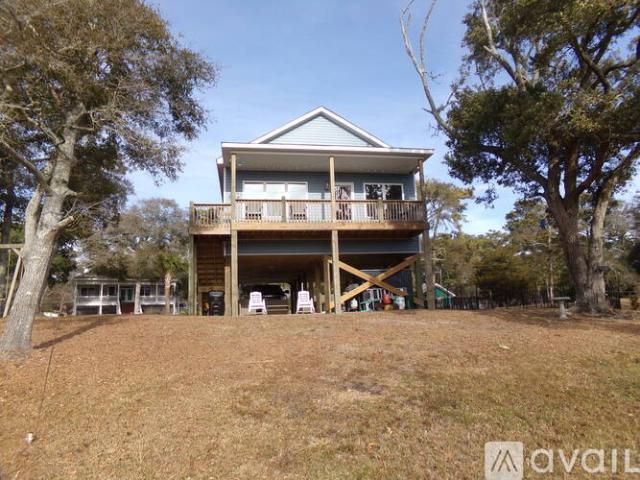 2 BR, 2 BA Apartment 1919 Waterway Street Southwest, Brunswick County, NC 28462