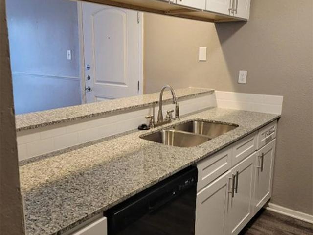 2 BR, 2 BA Apartment 1925 West Taylor Street Unit Bldg 5 1931 130, Sherman, TX 75092