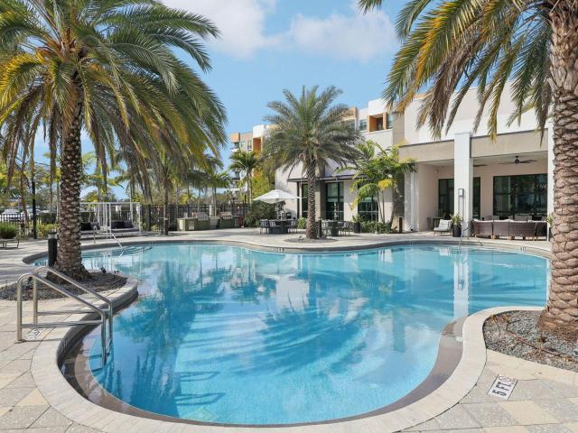 2 BR, 2 BA Apartment 19279 NW 27th Ave Unit 4609, Miami Gardens, FL 33056