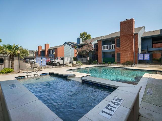 2 BR, 2 BA Apartment 1930 West Rundberg Lane Unit H0621, Austin, TX 78758