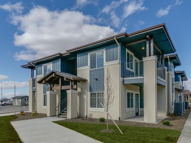 2 BR, 2 BA Apartment 1961 W Franklin Road Unit F104, Meridian, ID 83642