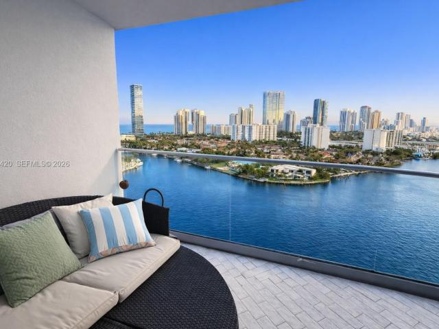 2 BR, 2 BA Apartment 19707 Turnberry Way # 20G, Aventura FL 33180, Aventura, FL 33180
