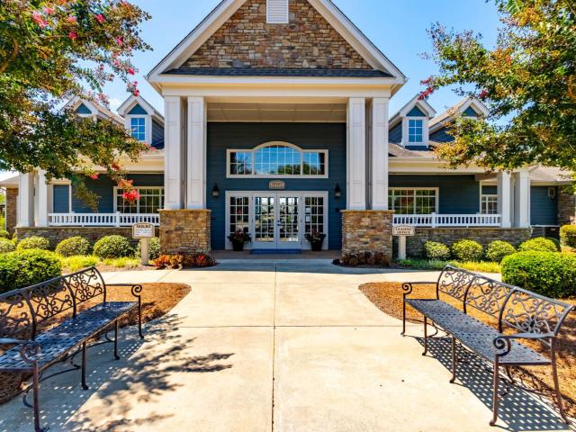 2 BR, 2 BA Apartment 19707 US Highway 280 E Unit 1001, Smiths Station, AL 36877