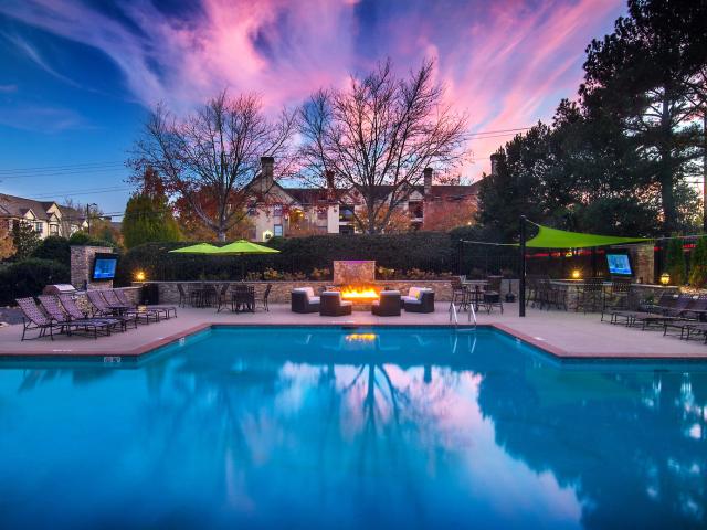 2 BR, 2 BA Apartment 1970 Peachford Road Unit 5211, Atlanta, GA 30338