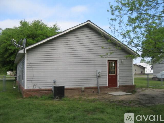 2 BR, 2 BA Apartment 103 Chance Ln, Glennville, GA 30427