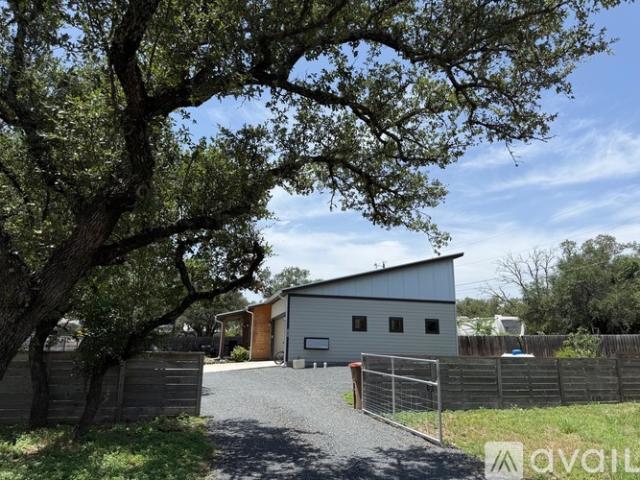 2 BR, 2 BA Apartment 103 Old Austin Highway, Johnson City, TX 78636