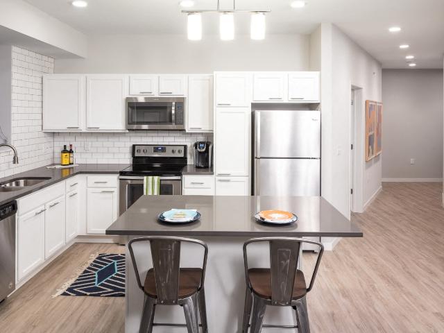 2 BR, 2 BA Apartment 103 Southwest 3rd Street Unit 404, Des Moines, IA 50309