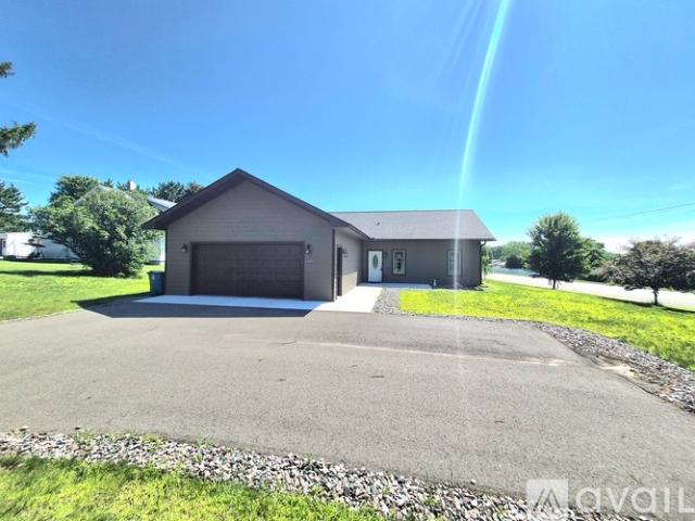 2 BR, 2 BA Apartment 1000 10th Ave NE, Sauk Rapids, MN 56379