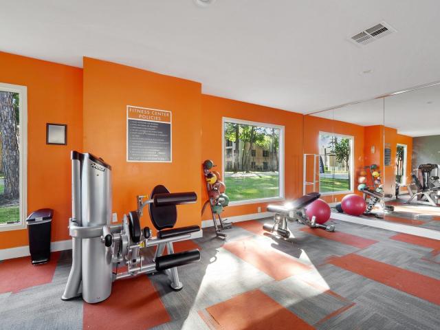 2 BR, 2 BA Apartment 1000 Cypress Station Drive Unit 31 3101, Houston, TX 77090