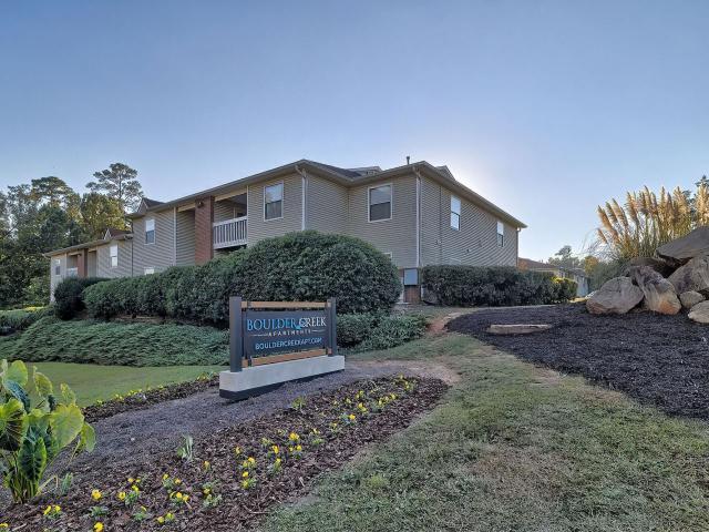 2 BR, 2 BA Apartment 1000 Bentley Court Unit 1301, Columbia, SC 29210