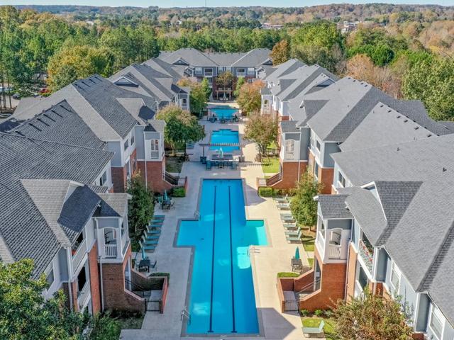 2 BR, 2 BA Apartment 1000 Duluth Highway Unit 1811, Lawrenceville, GA 30043