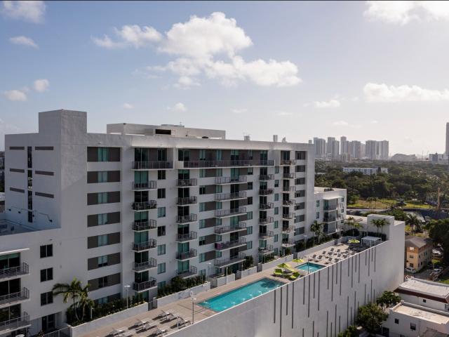 2 BR, 2 BA Apartment 1000 Northwest 7th Street Unit 0912, Miami, FL 33136