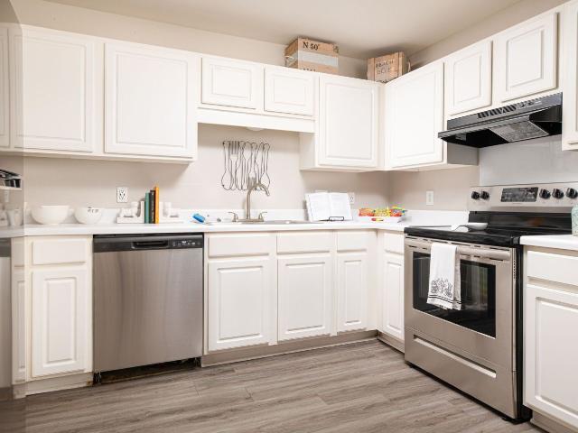 2 BR, 2 BA Apartment 1000 Spring Lake Boulevard Unit 0711, Byram, MS 39272