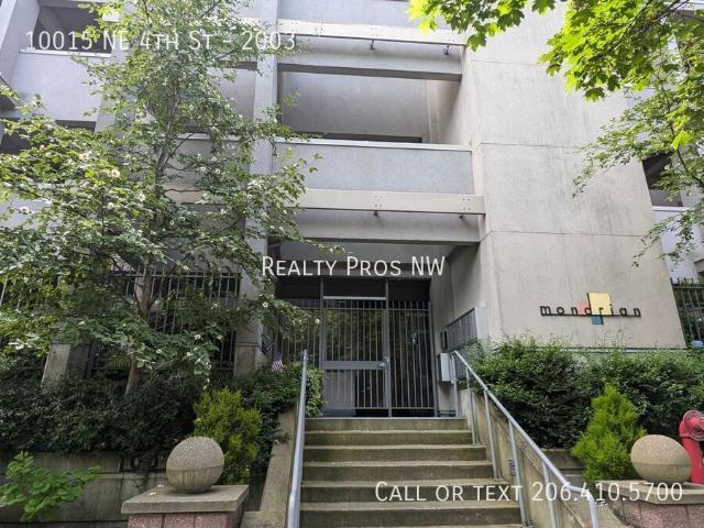 2 BR, 2 BA Apartment 10015 NE 4th St, Bellevue, WA 98004