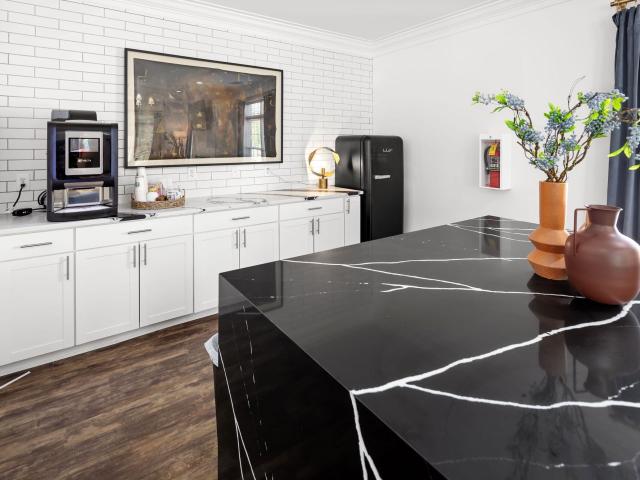2 BR, 2 BA Apartment 10015 Parthenon Court Unit 00007 A, Charlotte, NC 28262