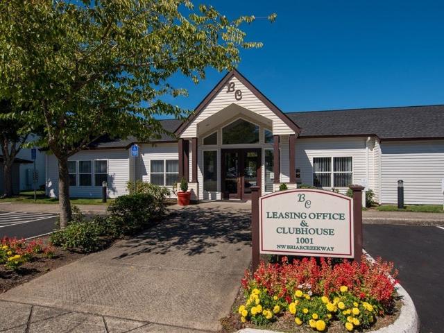 2 BR, 2 BA Apartment 1001 NE Briarcreek Way, Hillsboro, OR 97006