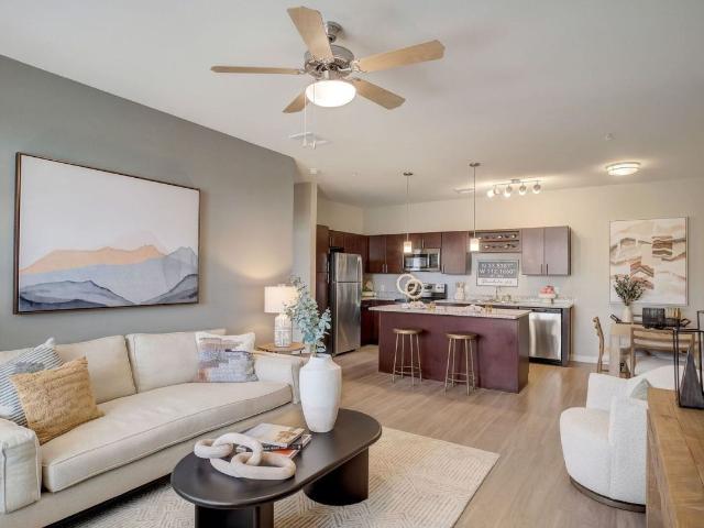 2 BR, 2 BA Apartment 10020 West Glendale Avenue Unit 1024, Glendale, AZ 85307