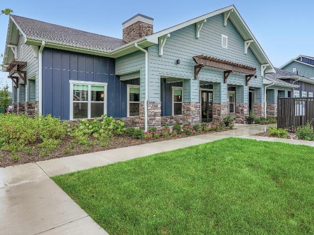 2 BR, 2 BA Apartment 1003 148th Street West Unit 201, Rosemount, MN 55068